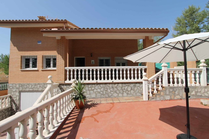 Cenador Del Valle. Tucasatemporal - Ciempozuelos