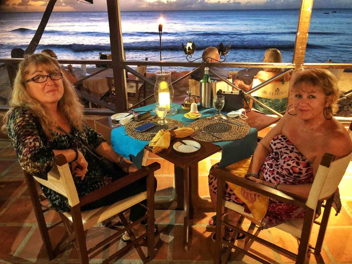 Rose & Crown  (1 Min 15 Sec To Beach) St James - Barbados