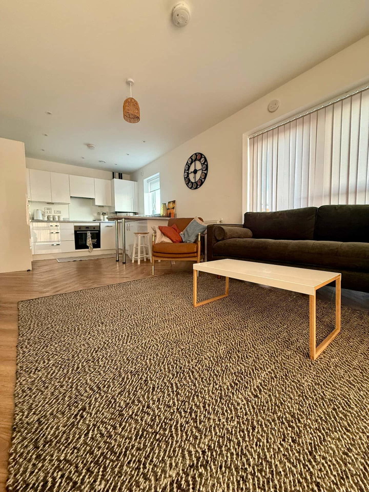Lakeside Apartment With Free Parking - Essex