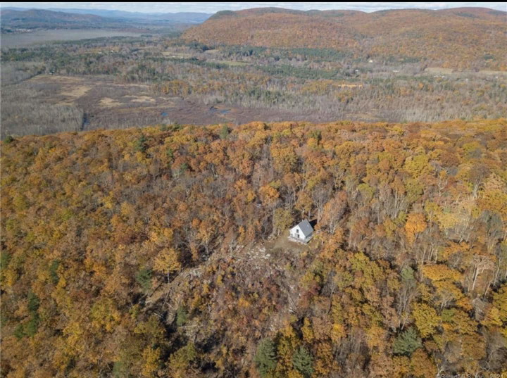 Secret Mountain Cabin/catskills Views/100-acres - Connecticut