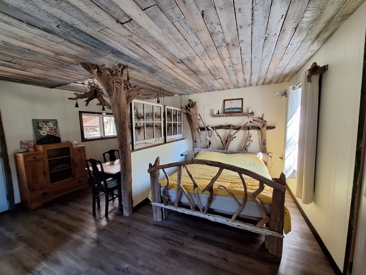 Cabane En Bois Flotté Hors Réseau - Ontario