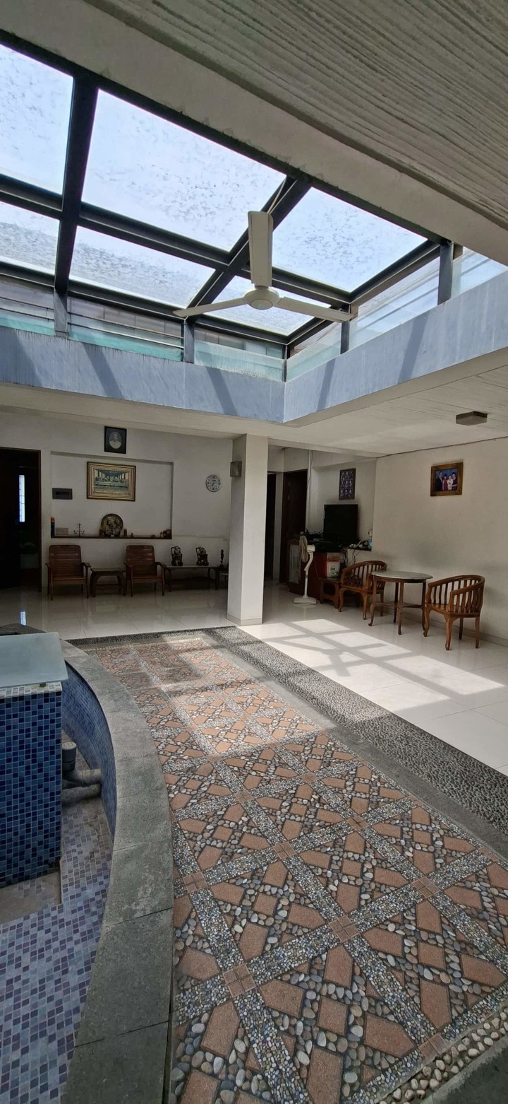 Sweet Oma Guest House - Padang