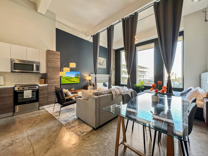 Elegant 3bd | Dt Dallas | Sleeps 16 | Valetparking - 