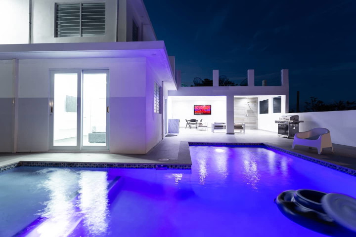 Vip House! 2 Houses + 2 Pool Up To 22 Guest - Puerto Rico