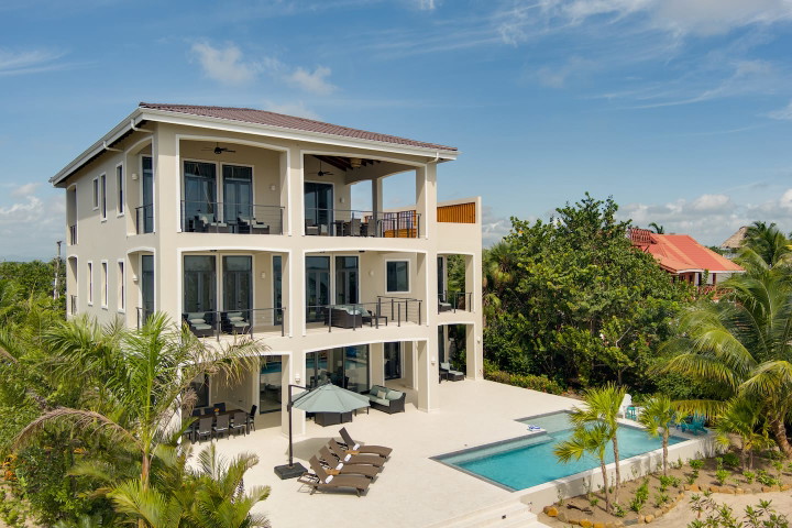 Villa Aurora - Placencia
