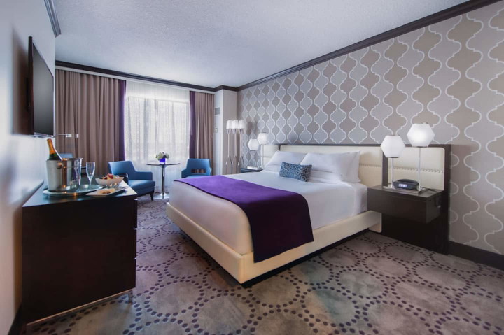 Deluxe Room, 1 King Bed, Non Smoking - Biloxi, MS