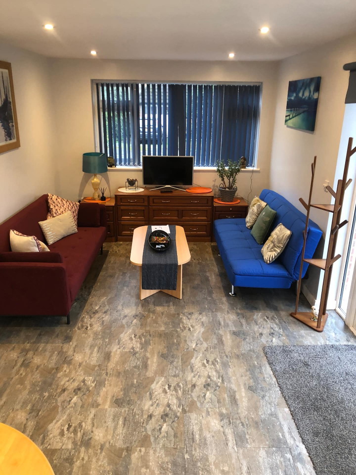 Annex Near Hampton Court - Surbiton