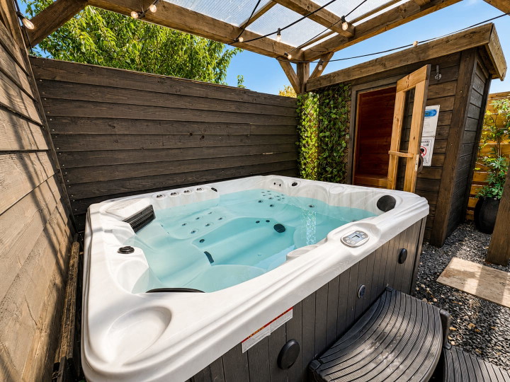 Wellness Cabin&cinema&jacuzzi&sauna Near Amsterdam - Hoofddorp