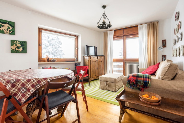 Bright Accommodation In Sauze D'oulx Near The Ski Slopes Ideal For Families - Bardonecchia