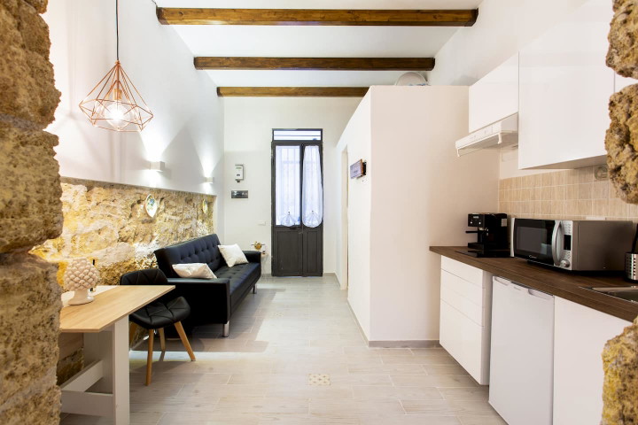 Home Holidays Ciuri Ri Puisia Palermo - Italien