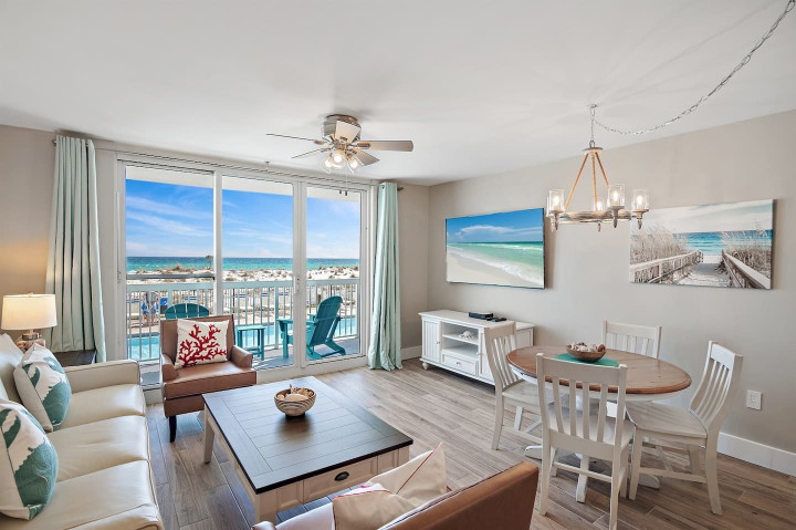 Beachfront 1st Fl. W/w/d At Pelican, Amazing Views - Destin, FL