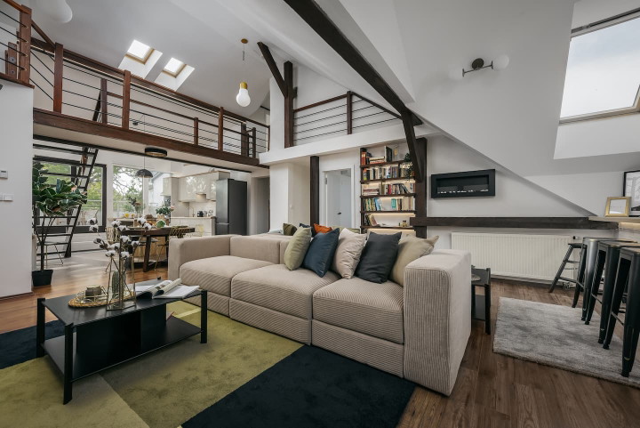 Luxury Haven: 3br Penthouse, 3bath, Hot Tub & Roof - Praga