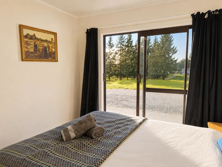 Bright & Airy Double Room With Private Bathroom - Wanaka