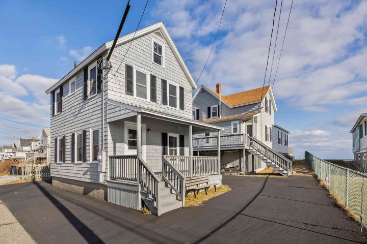 30 Seconds To Beach: Ocean Views:hear The Surf: That Close: 8-22 To 8-26 Open - Kennebunkport, ME