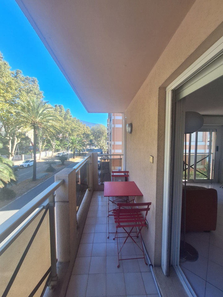 2-person Apartment With Balcony By The Sea In Menton - Mentone
