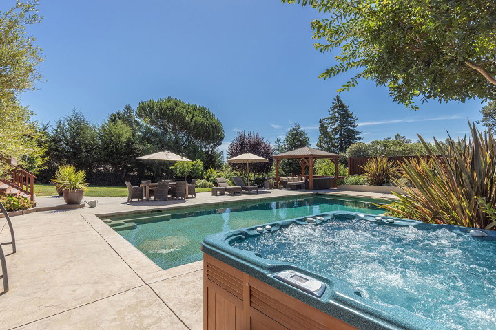 Sweet Haven Countryside Retreat, Saltwater Pool - Sebastopol, CA