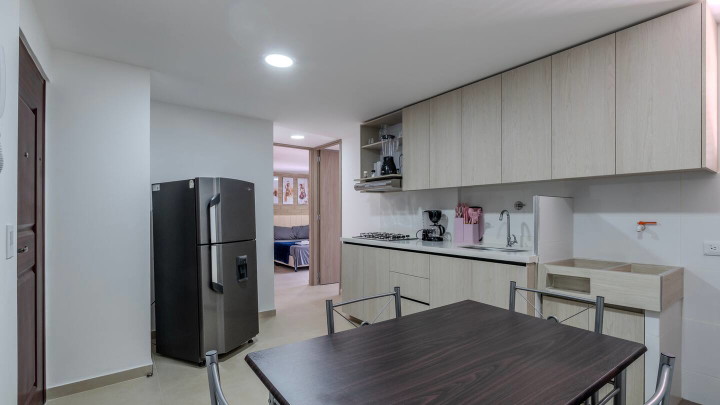 Exclusive Apartment With A Swimming Pool And Parking - Medellín