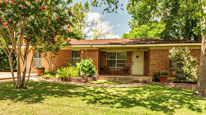 Barrel & Hill Haus - Fredericksburg, TX