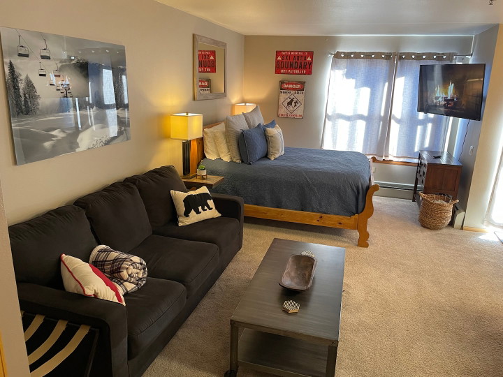 Location! Breckenridge Ski-in Studio! - Summit County, CO