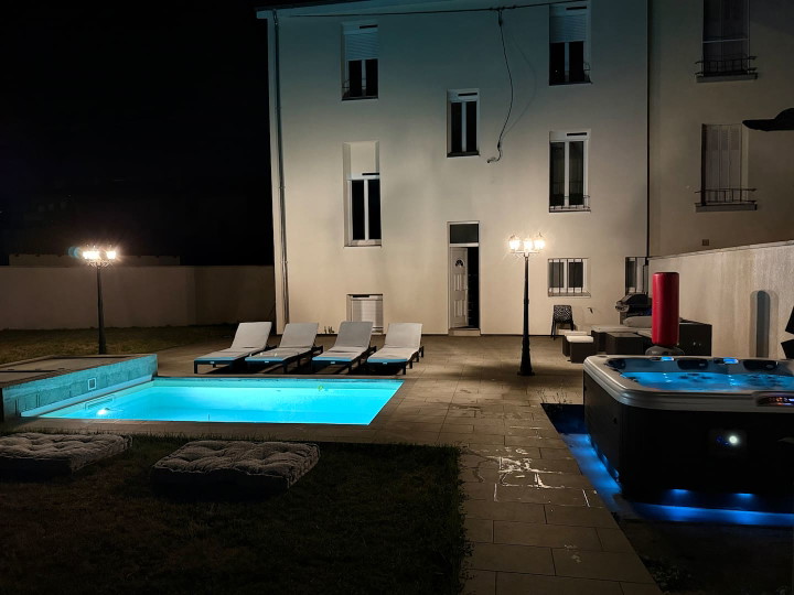 Piscine & Jacuzzi Superbe Maison Cosy Bien Isolée - Clermont-Ferrand