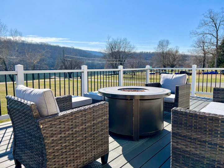 Riverfront Home In Harpers Ferry - Harpers Ferry, WV