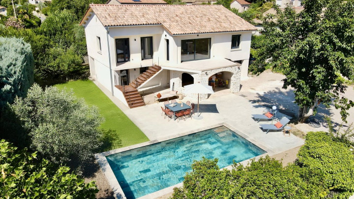 Grande Maison Avec Piscine à Deux Pas Du Centre - Buis-les-Baronnies