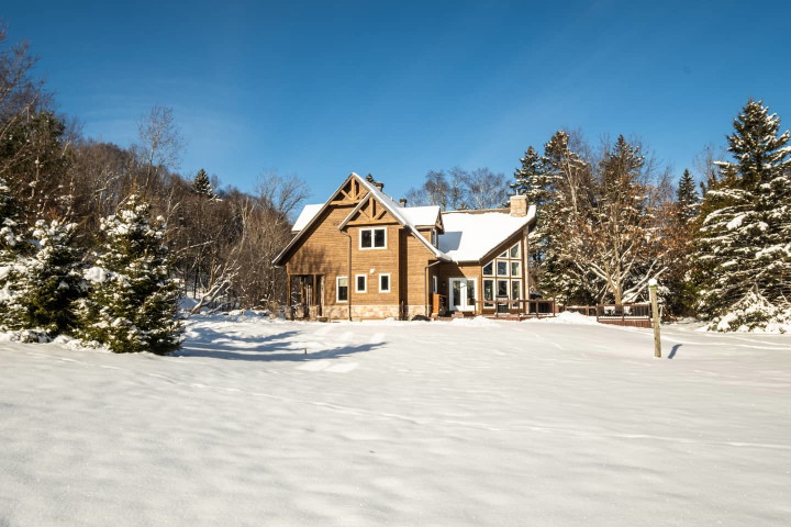 Large Tremblant Ski/golf Chalet - Mont-Tremblant