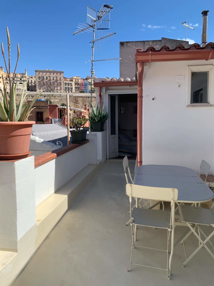 Elicriso Studio - With Panoramic Terrace - Cagliari