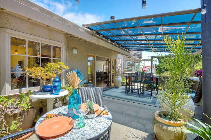 Serene Coastal Home Sleeps 8 - 1 Mile From Beach! - Carlsbad, CA