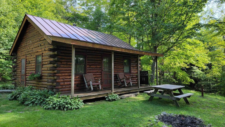 Birch Meadow Log Cabins - Vermont