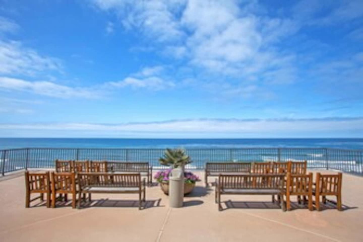Luxurious Remodeled 1 Surf & Turf Del Mar Beach - Encinitas, CA