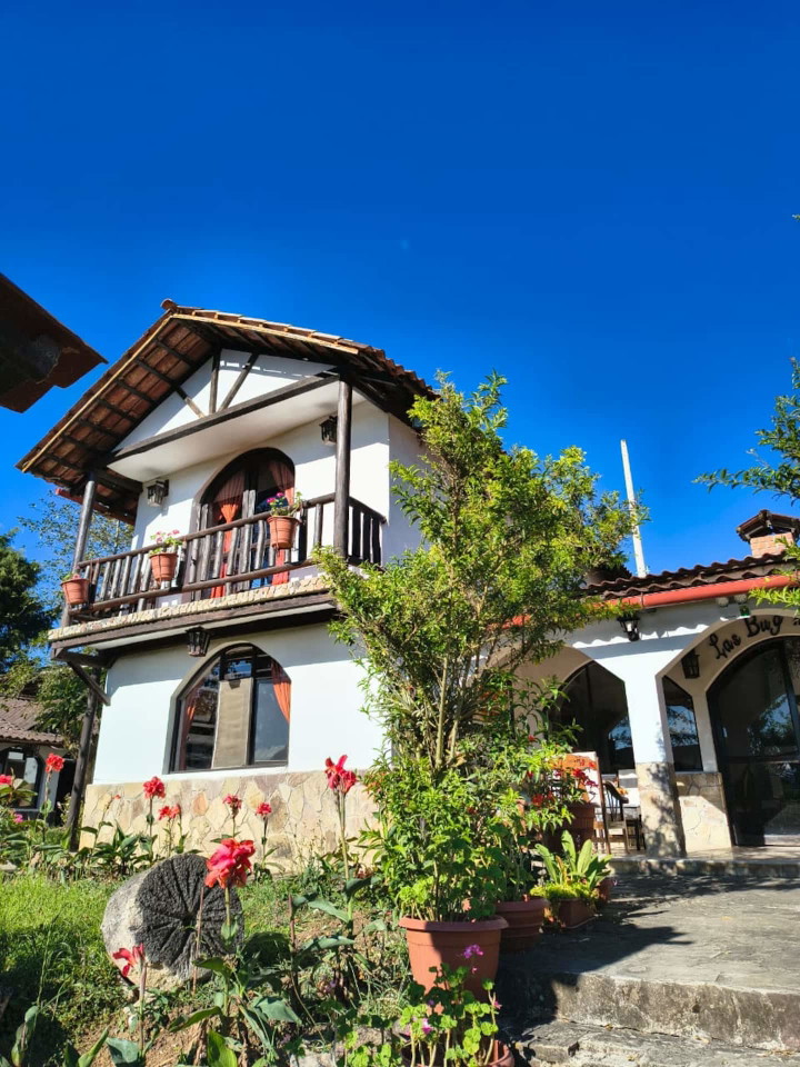 Bungalow 8 Personas - Chachapoyas