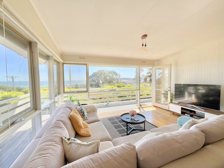 Bayside Escape | Stunning Bay Views Retreat - Dromana