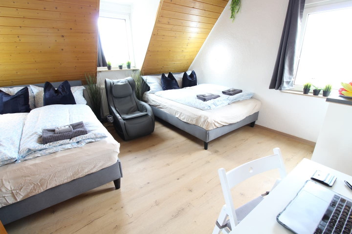 Mega Central With Massage Chair - Ulm