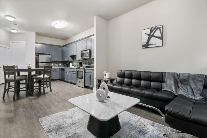 Modern Oasis By Nasa | Family, Pet, & Corporate - Kemah, TX