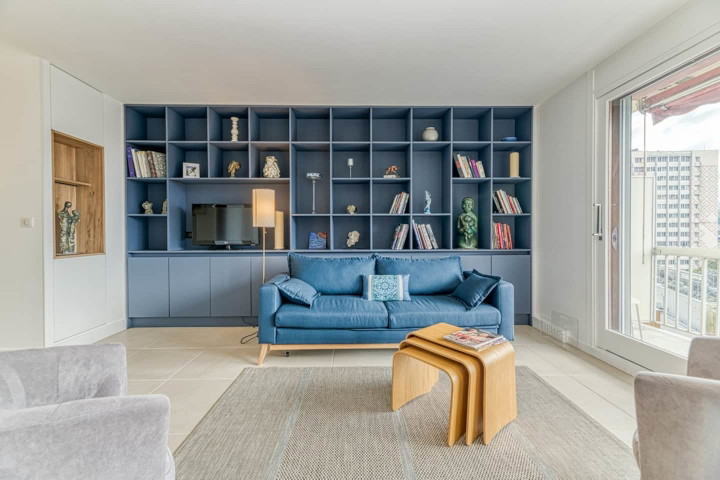 High Standing Comfort: 2 Bedrooms, Balcony, Marble - Grenoble