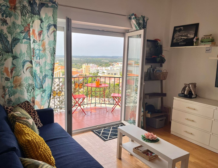 Family Friendly Apartment, Private Parking&pool - Portimão