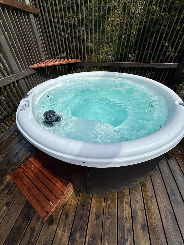 Ebb&flow Cottages (Unit 9 - Ebb) - Port Renfrew