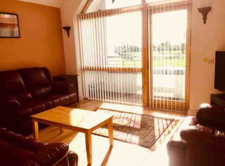 Your Home Away From Home By The River Shannon ! - Athlone