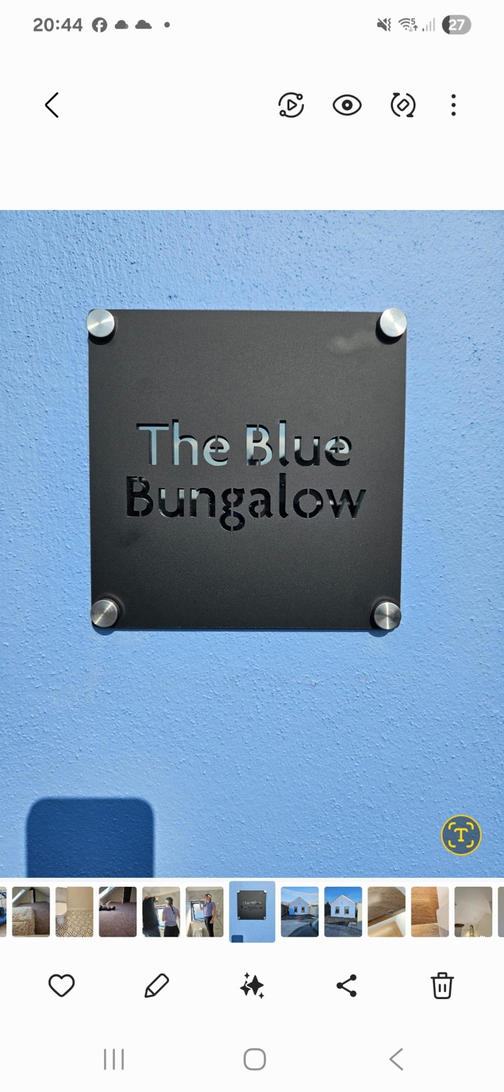 The Blue Bungalow - Listowel, Ireland