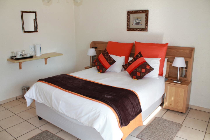 Rolls Royce Guest House - Boksburg