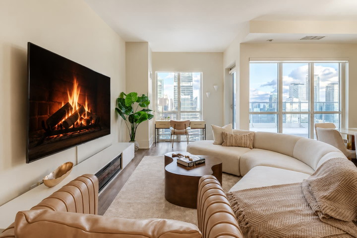 Skyline Presidential Suite | Luxury & Comfort - 
