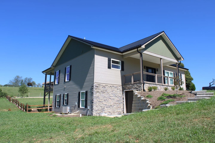 Hidden Gem Perfect For Entertaining Hokie Guests - Blacksburg, VA