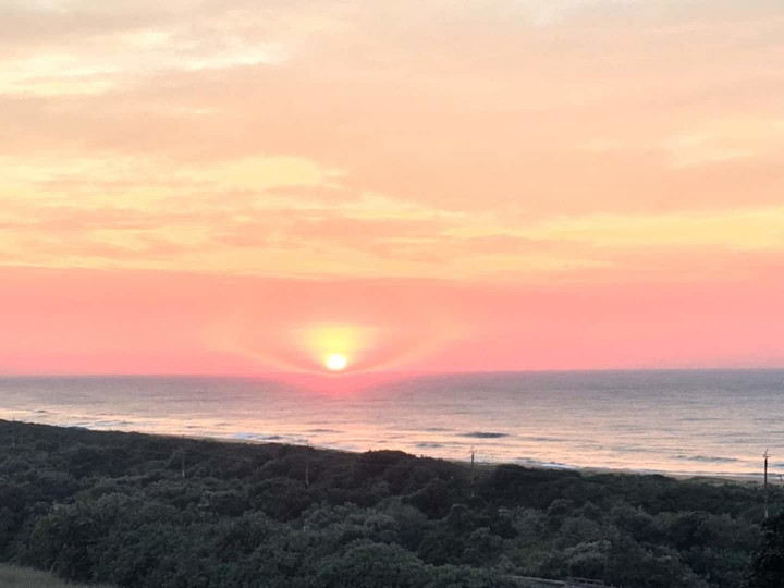 Comfortable 4 Bedroom Home With Amazing Sea Views - Park Rynie