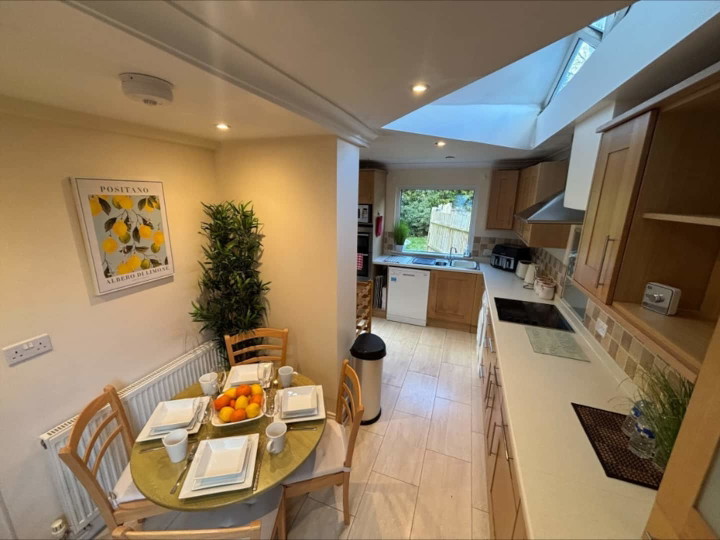 Ideally Located-confort-appartement-salle De Bain - Crawley