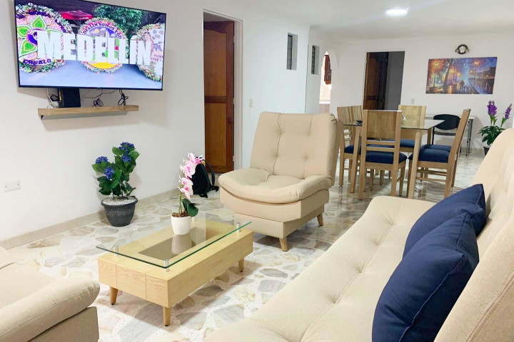 Laureles Up To 10: 4br, 3 Baths, Elevator-cityview - コロンビー メデジン