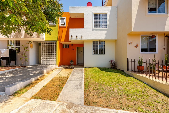 Family Rest House In A Private Area Of Terralta Ii - La Cruz de Huanacaxtle