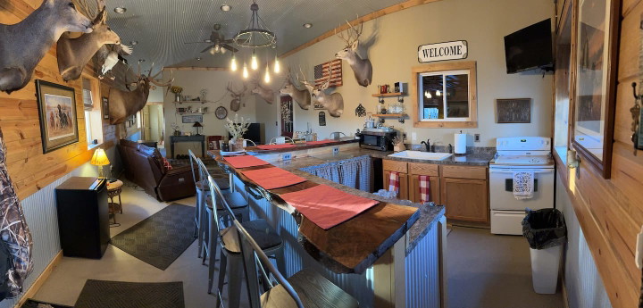 Rustic Guesthouse On Historic Property - Nebraska