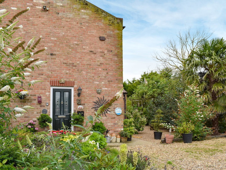 Bramley Lodge Annex - England