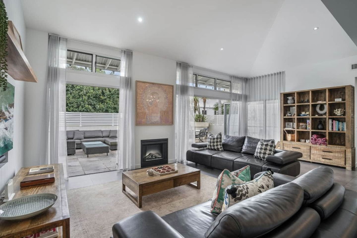 Byron Marvel Penthouse - Walk To Beach - Sleeps 10 - Byron Bay